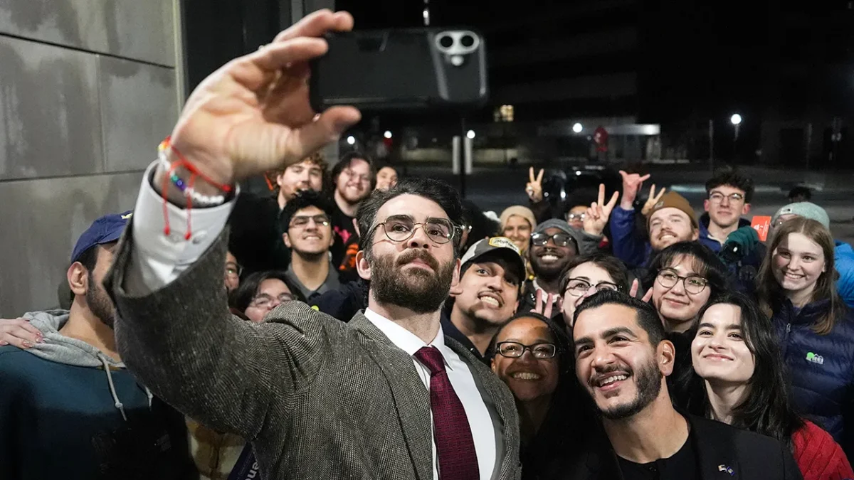 Communist Hasan Piker Doesn’t Look So Tough When Trouble Comes Knocking ...